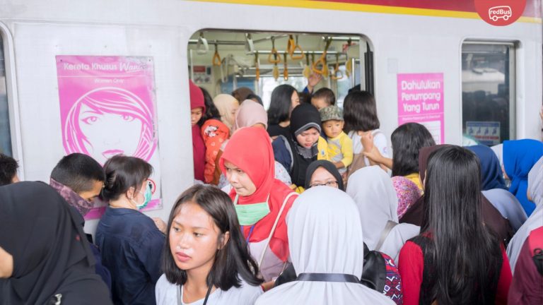 redBus Lounge di Surabaya Menyediakan Ruang Tunggu yang Nyaman bagi ...
